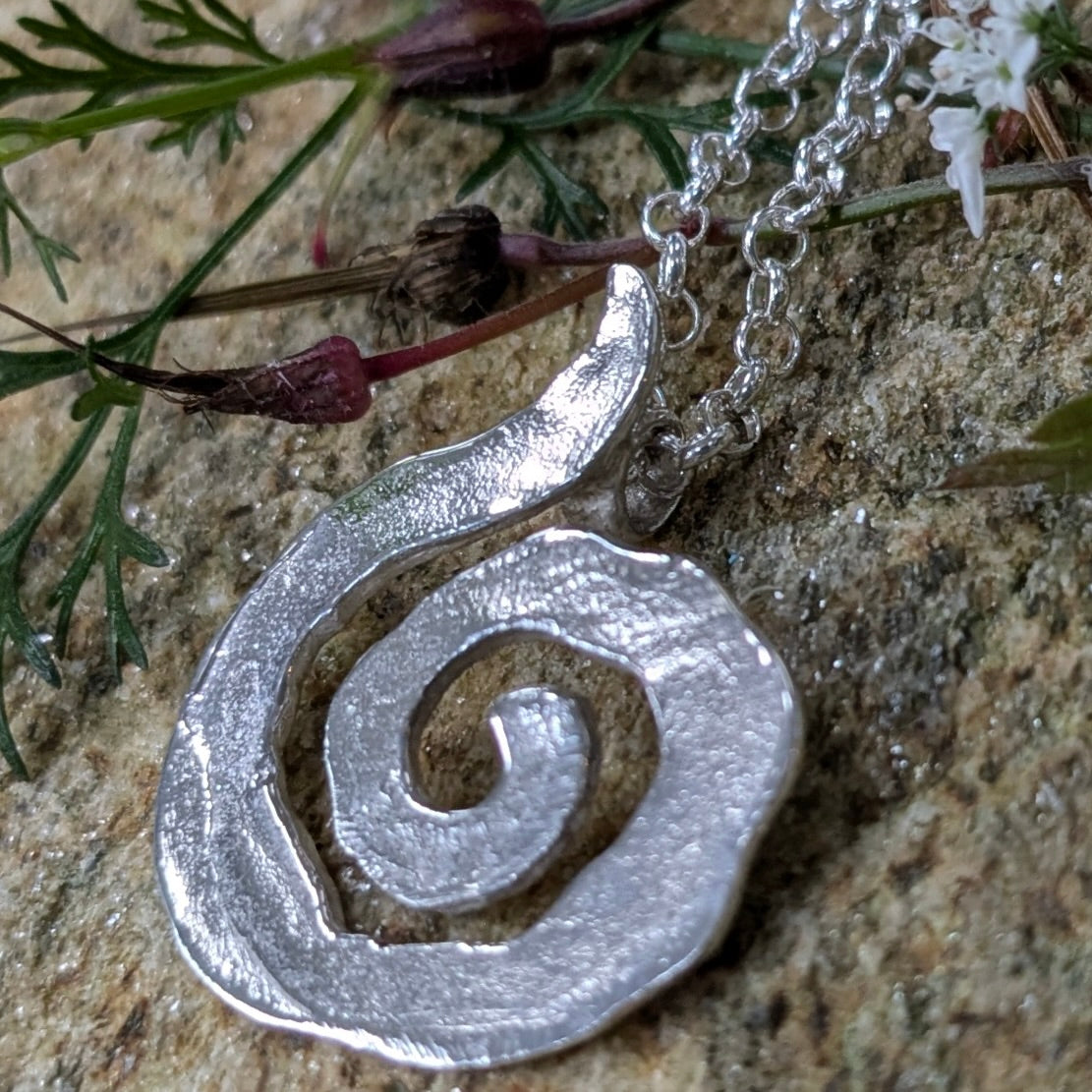 Textured Sterling Silver Spiral Pendant – bansheesilver.com